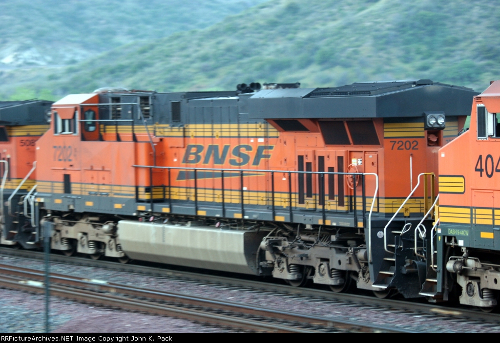 BNSF 7202